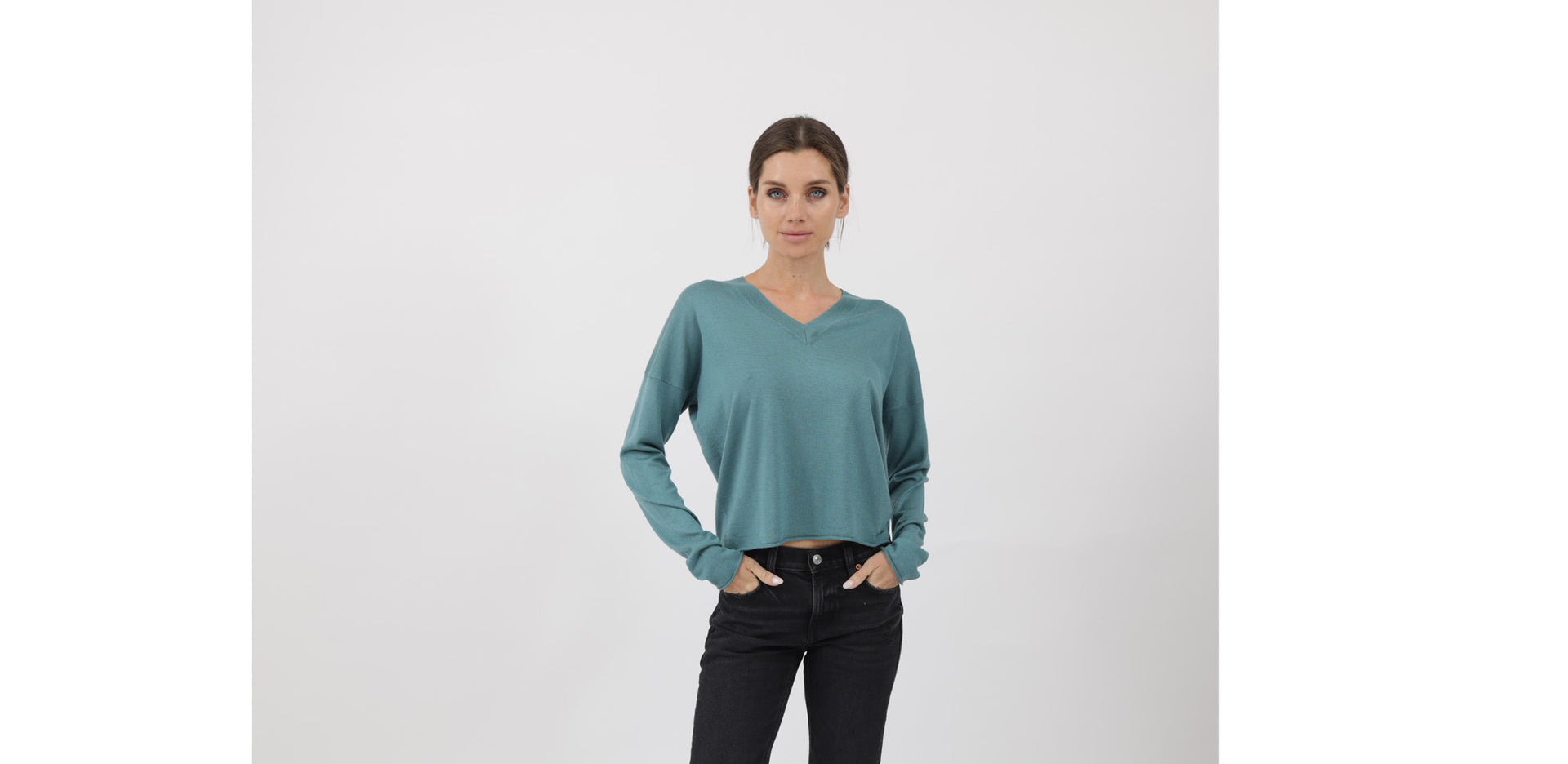 Pure Cashmere | Luxury Cashmere | 4 Loving People